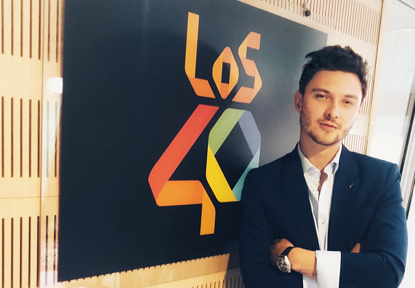 DIEGO SÁENZ Regresa a la radio para dirigir uno de los programas ...